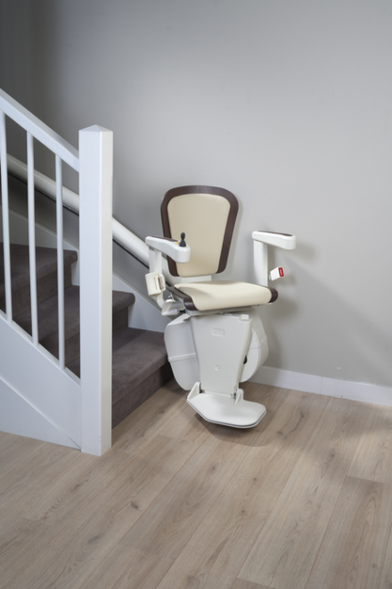 Powered Swivel Seat for FreeCurve Stair Lift | Advantage Home Health ...